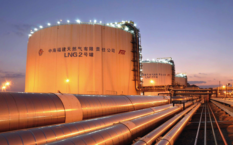 Tipes vlekvrye staal: ontleding van verskillende juweelmateriale